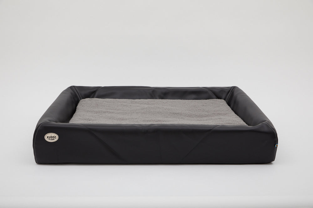 Martin Rütter empfiehlt das Hundebett KUDDE von SABRO